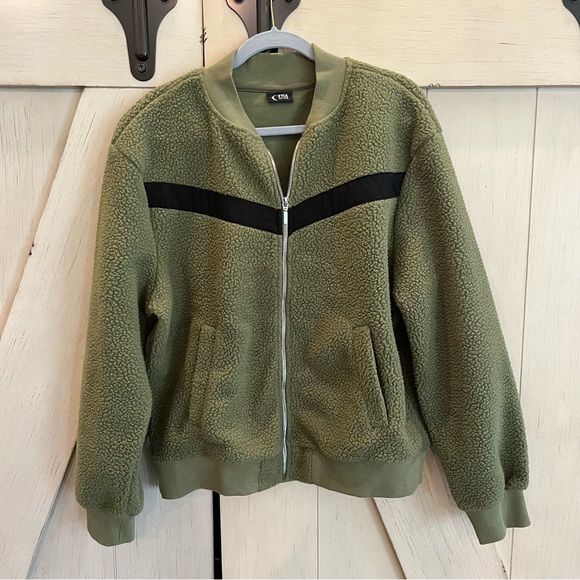 ZYIA | Jackets & Coats | Zyia Jacket Olive Flying V Fleece Size Xl ...